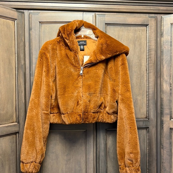 Urban Outfitters | Jackets & Coats | Nwt Urban Outfitters Crop Furry ...